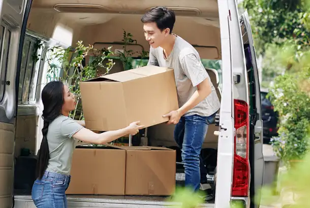 Umzugstransporter mieten - so einfach geht's | ADAC